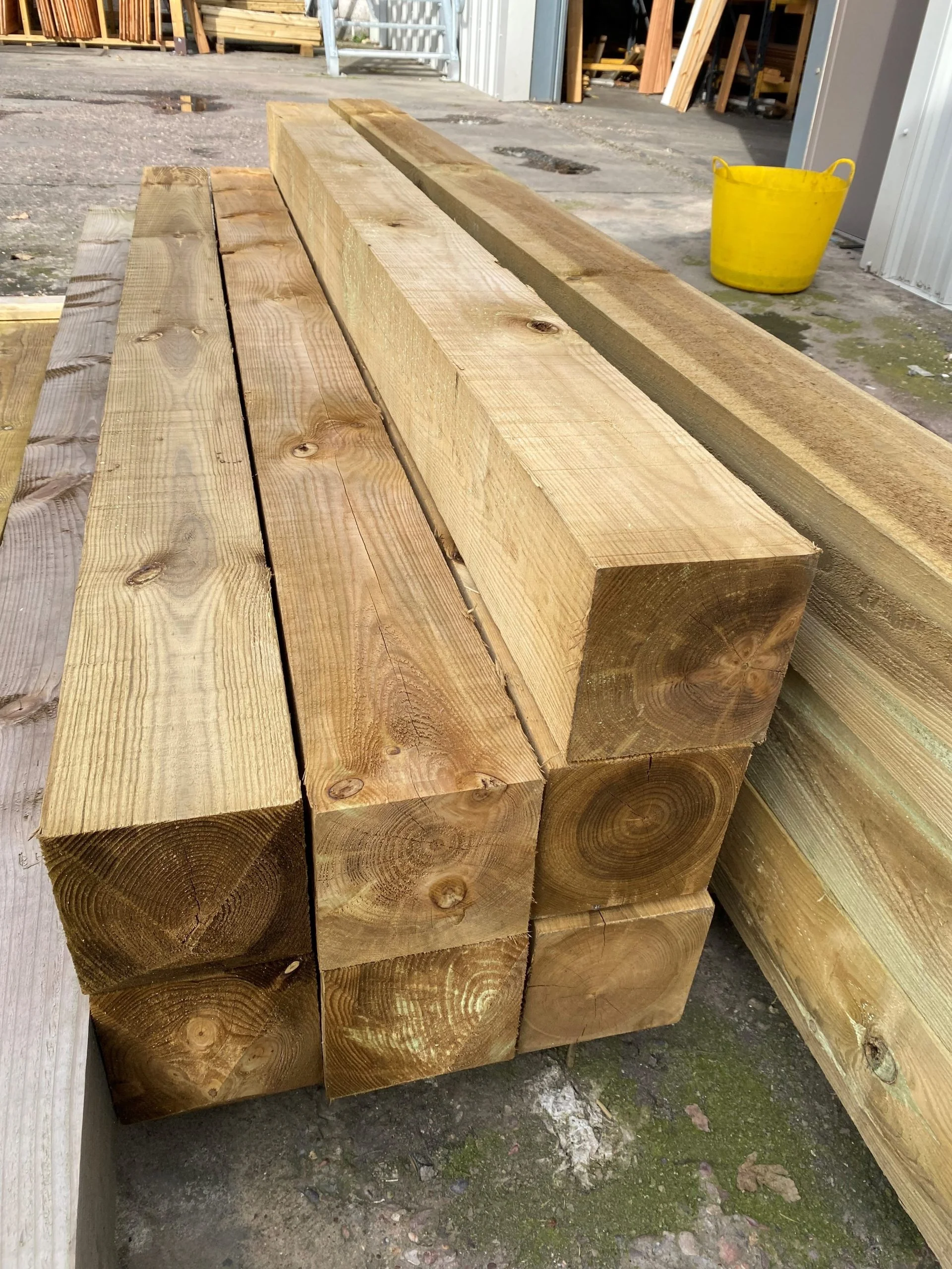 Timber Post Treated - 150mm x 150mm with 4-Way Weathered Top | Bennetts ...