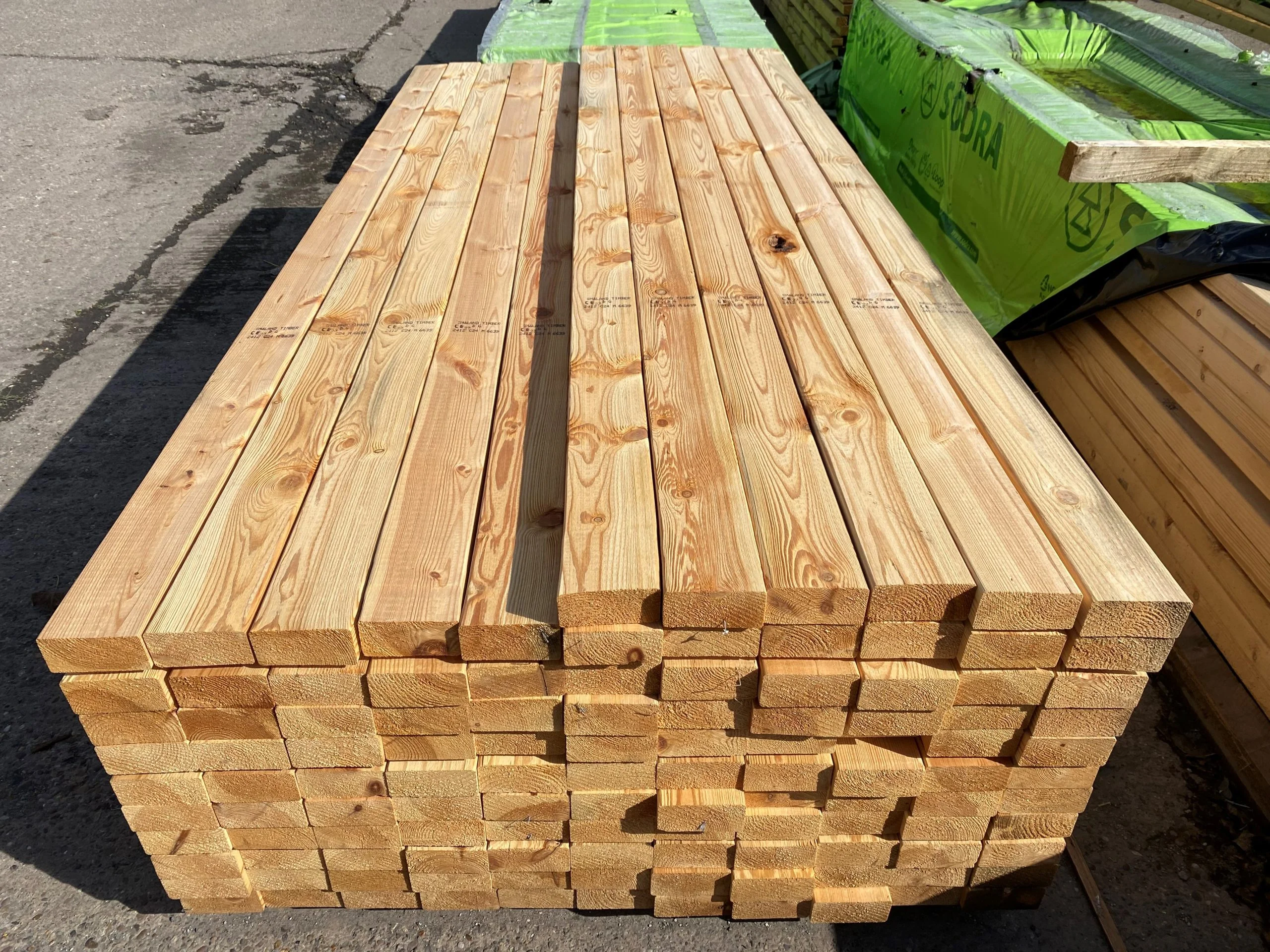 Graded C24 Regularised Timber - 47mm x 100mm | Bennetts Timber