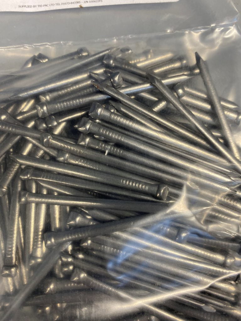 Oval Bright Nails | Bennetts Timber